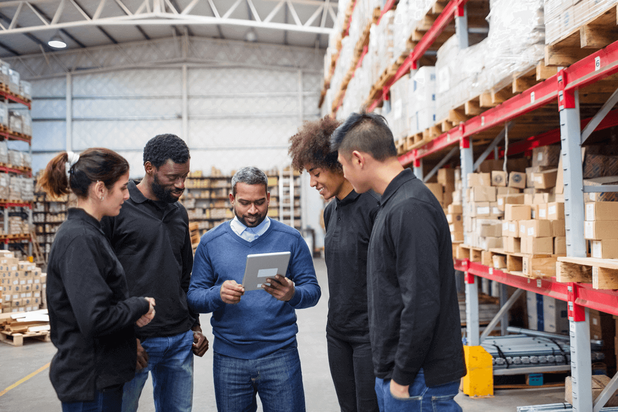 Guide d’achat : 6 conseils pour bien choisir les racks et rayonnages de ...