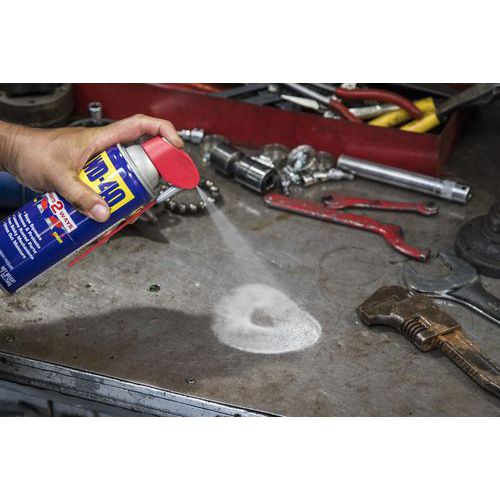 Produit multifonction spray double position WD-40 - Manutan.fr