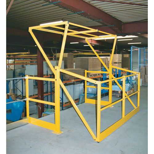 Barrière de sécurité basculante pour plate-forme de stockage Alt