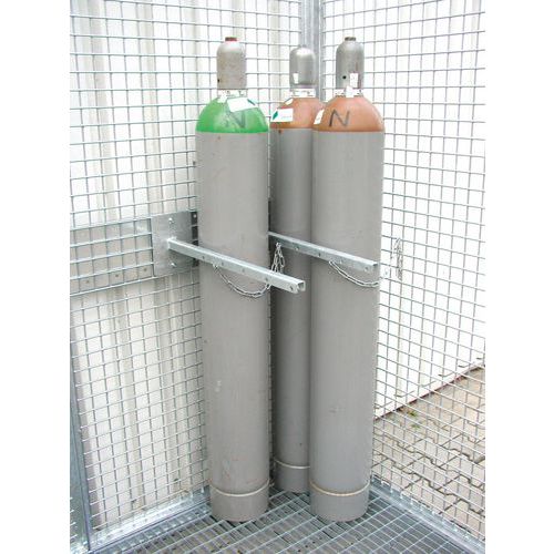 Kit de fixation pour bouteilles de gaz - Manutan.fr