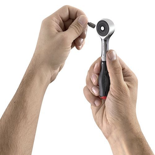 Porte-embouts à cliquet 1/4 Manche rotatif - Facom - Manutan.fr